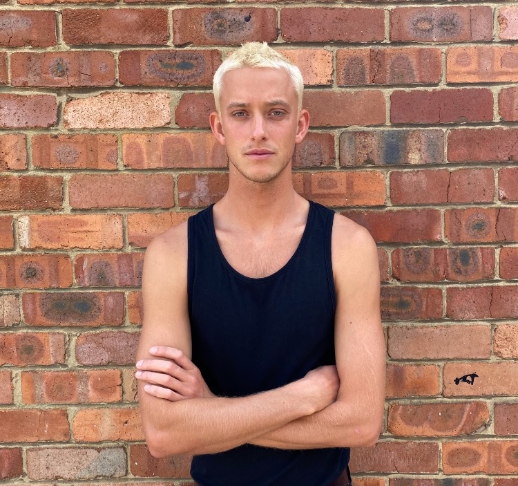 Home | Savalas Models